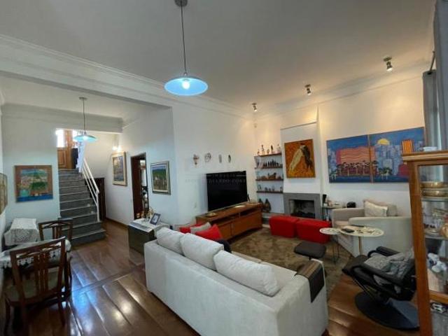 casa à venda em Jardim Chapadão