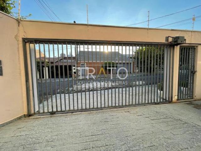 casa à venda em Jardim Chapadão