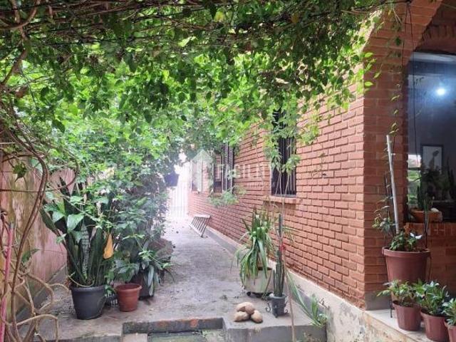 casa à venda em Jardim Chapadão