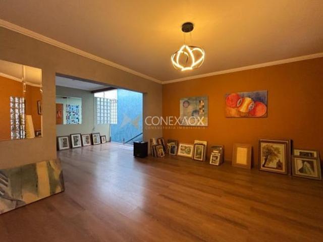 casa à venda em Jardim Chapadão