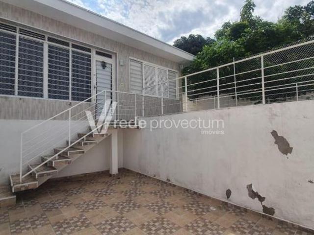 casa à venda em Jardim Chapadão