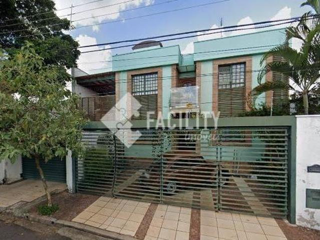 casa à venda em Jardim Chapadão