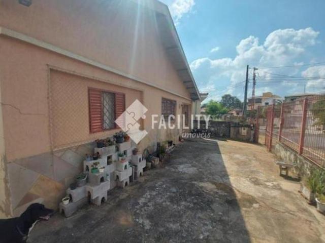 casa à venda em Jardim Chapadão