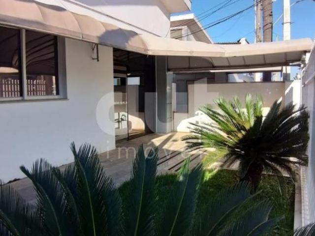casa à venda em Jardim Chapadão