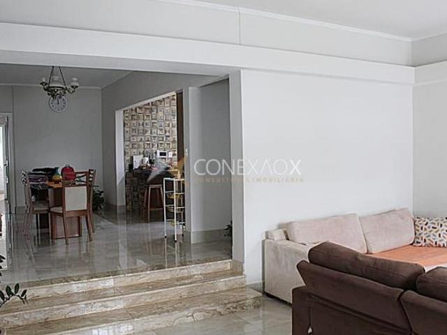 casa à venda em Jardim Chapadão