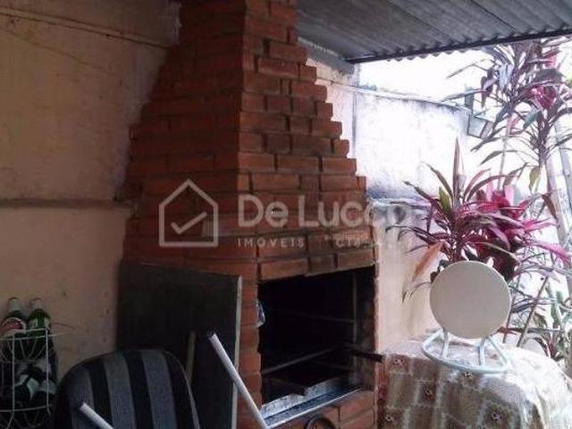 casa à venda em Jardim Chapadão