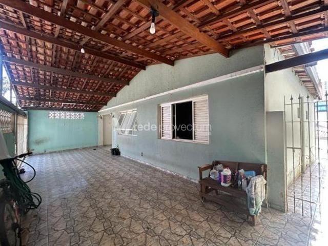 casa à venda em Jardim Chapadão
