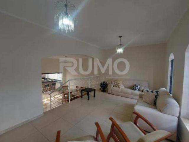 casa à venda em Jardim Chapadão