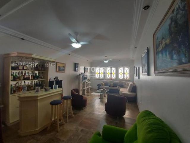 casa à venda em Jardim Chapadão