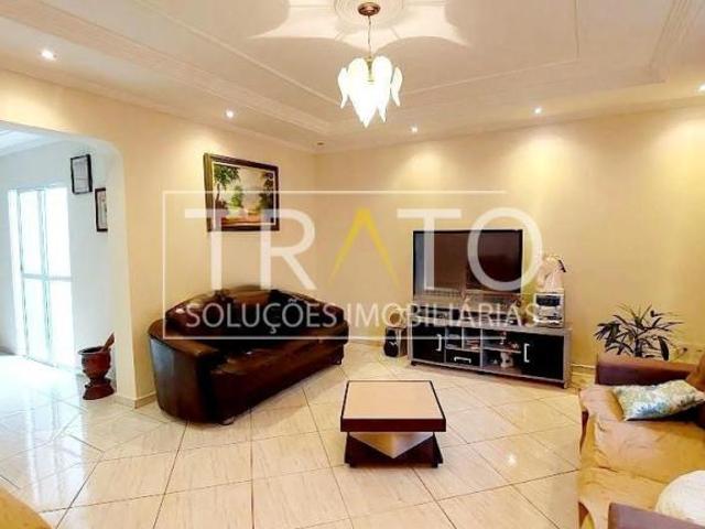 casa à venda em Jardim Chapadão