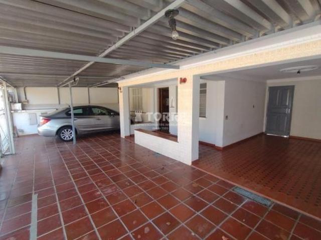casa à venda em Jardim Chapadão