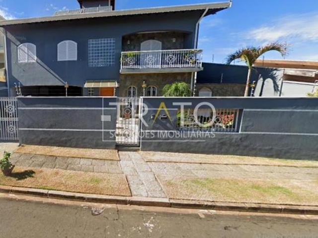 casa à venda em Jardim Chapadão
