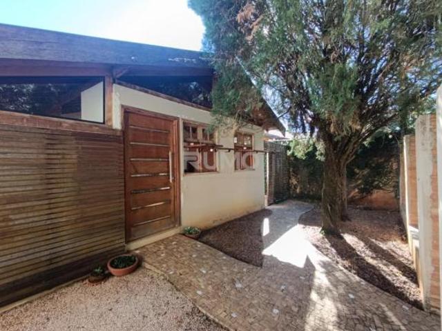 casa à venda em Jardim Chapadão