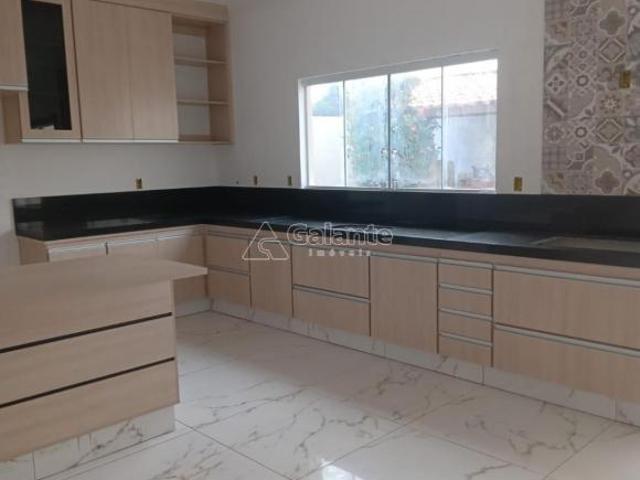 casa à venda em Jardim Chapadão