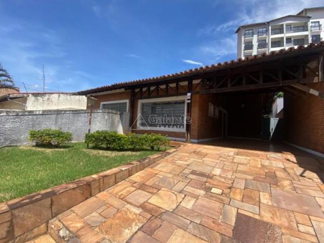 casa à venda em Jardim Chapadão