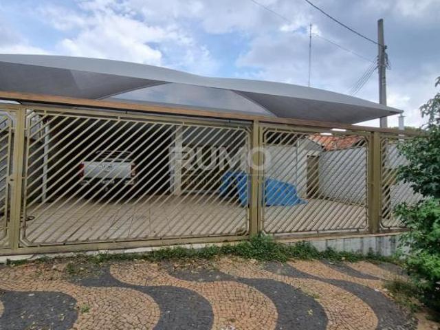 casa à venda em Jardim Chapadão