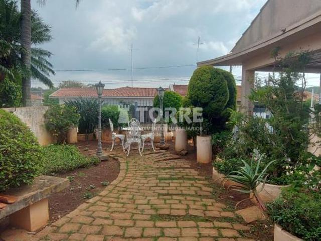 casa à venda em Jardim Chapadão
