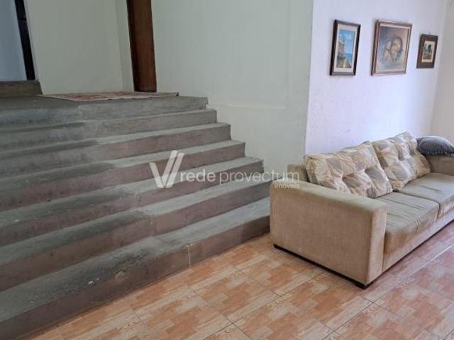 casa à venda em Jardim Chapadão