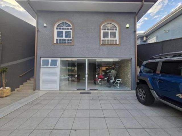 casa à venda em Jardim Chapadão