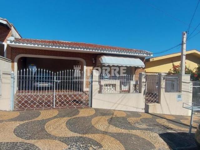 casa à venda em Jardim Chapadão