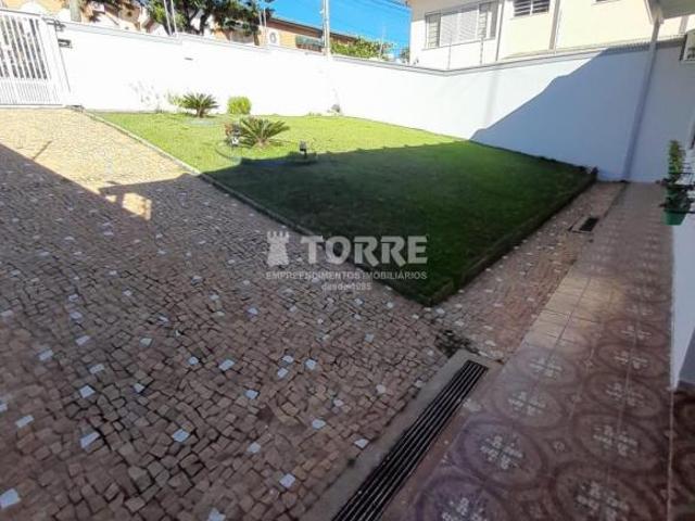casa à venda em Jardim Chapadão