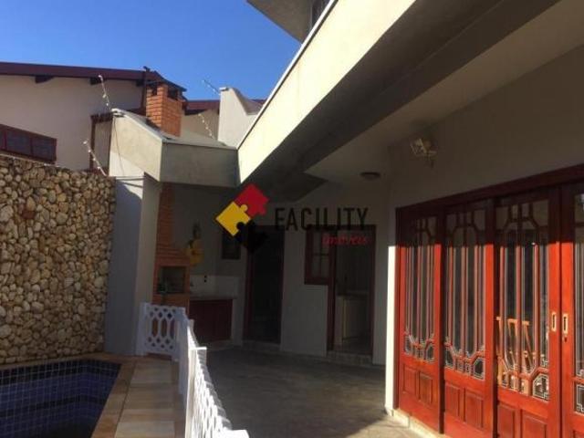 casa à venda em Jardim Chapadão