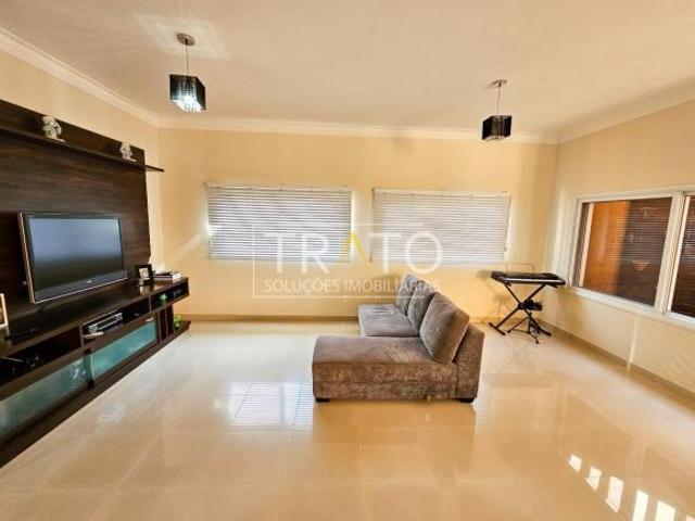 casa à venda em Jardim Chapadão