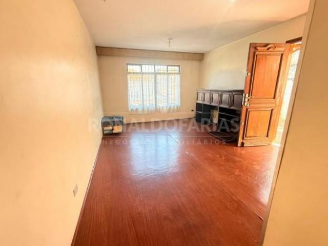 Casa à Venda em Jardim Cliper com 2 Dormitórios 2 Vagas de Garagem