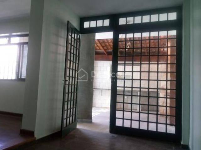 casa à venda em Jardim das Paineiras