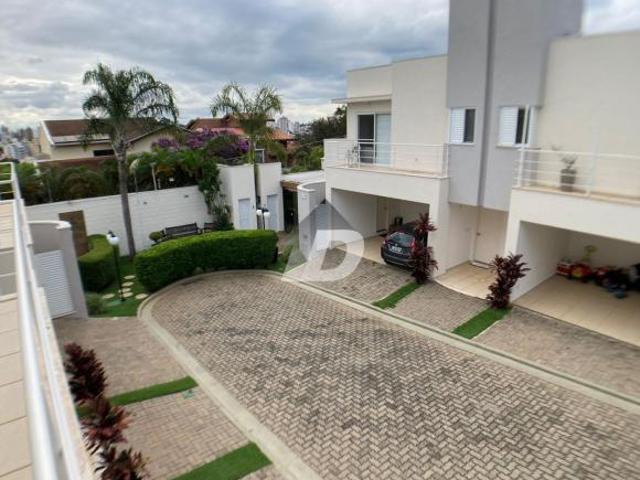 casa à venda em Jardim das Paineiras