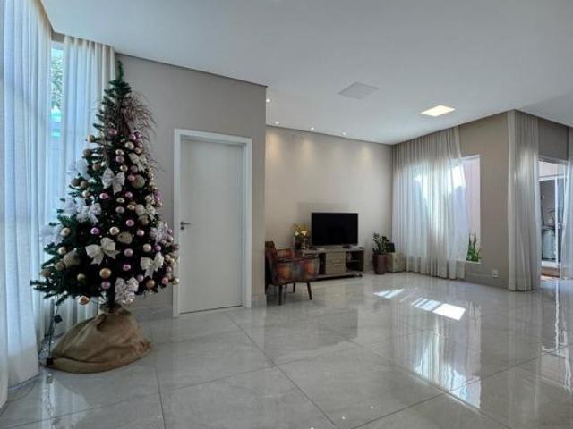 Casa à Venda em Jardim Dona Maria Azenha, Nova Odessa, 173m²