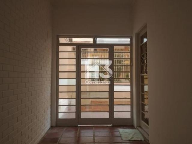 casa à venda em Jardim dos Oliveiras