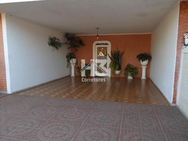 casa à venda em Jardim Eulina