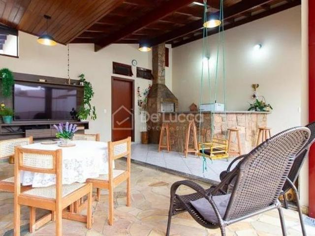 casa à venda em Jardim Eulina