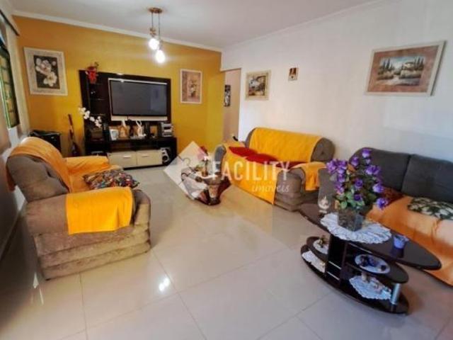 casa à venda em Jardim Eulina