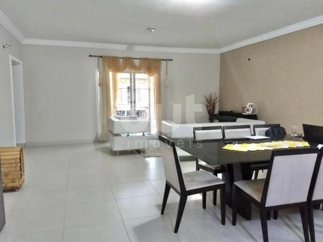 casa à venda em Jardim Eulina