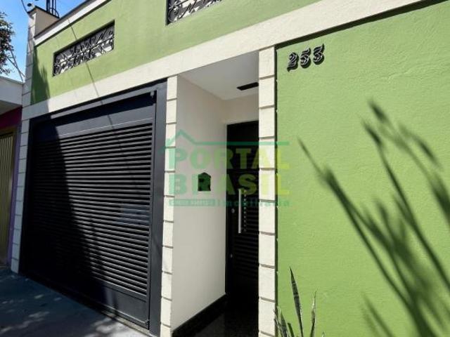 Casa à Venda em Jardim Elite Piracicaba: 3 Dorms, 2 Suítes, 128m²