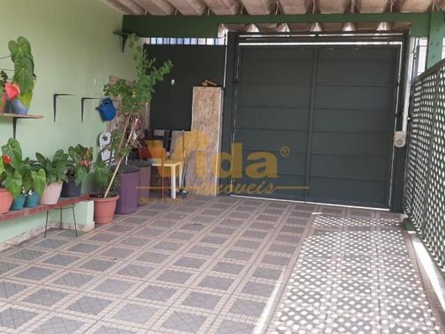 Casa a venda em Jardim Elvira Osasco 03 quartos