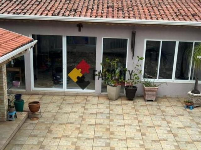 casa à venda em Jardim Guanabara