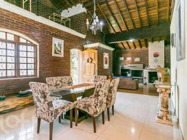 Casa à venda em Jardim Itu Sabará com 333 m², 3 quartos, 1 suíte, 7 vagas