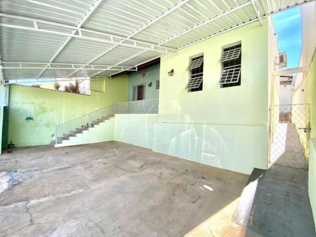 casa à venda em Jardim Leonor
