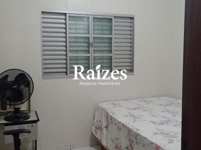 Casa à venda em Jardim Patrícia Uberlândia 95m² Privativos, 250m² de Terreno, 2 Vagas
