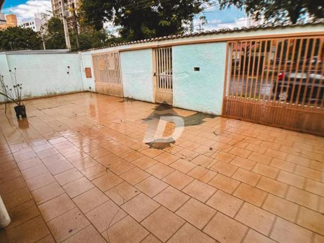 casa à venda em Jardim Proença