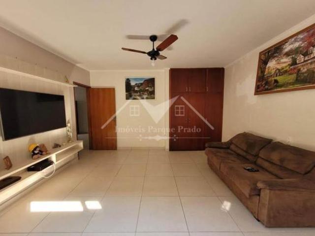 casa à venda em Jardim Roseira