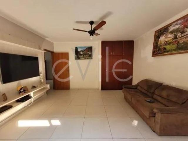 casa à venda em Jardim Roseira