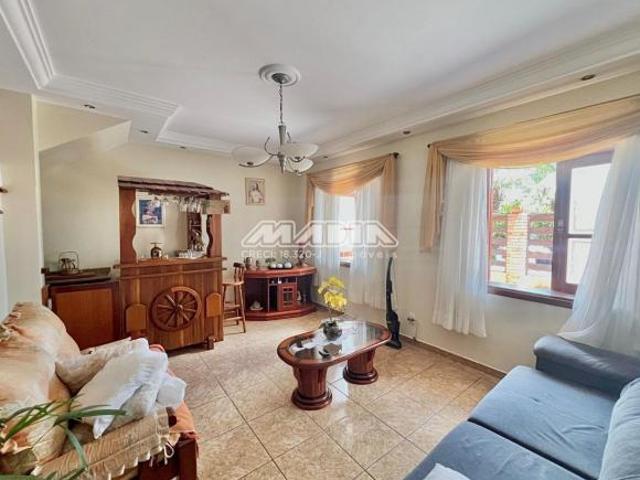 casa à venda em Jardim São Jorge