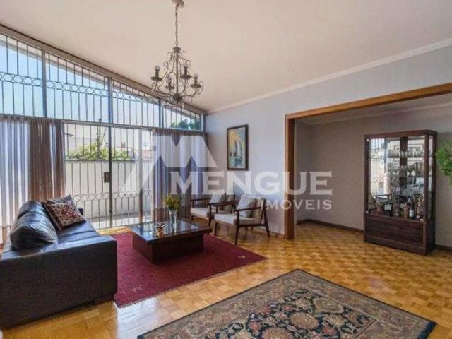 Casa à venda em Jardim Sabará