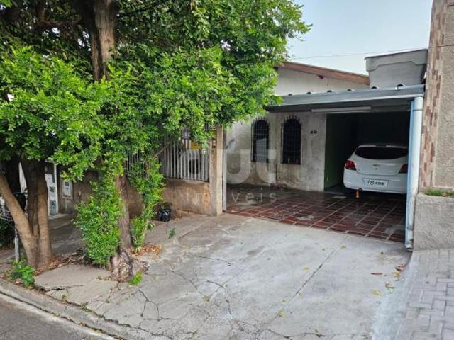 casa à venda em Jardim Santa Lúcia