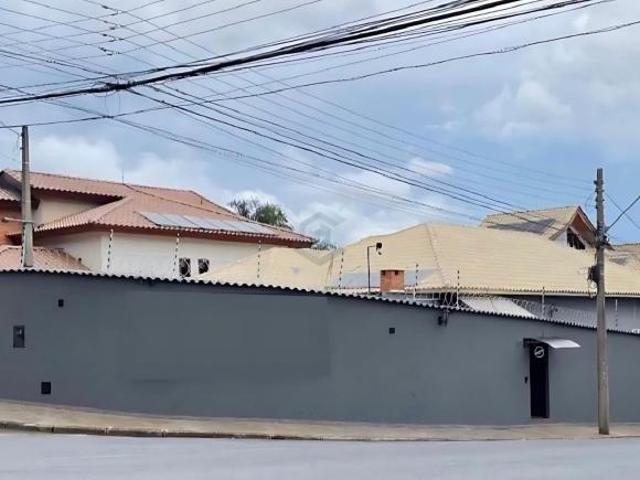 Casa à venda em Jardim Santa Rosália, Sorocaba | 3 dorms