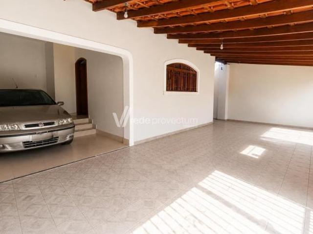 casa à venda em Jardim Santana